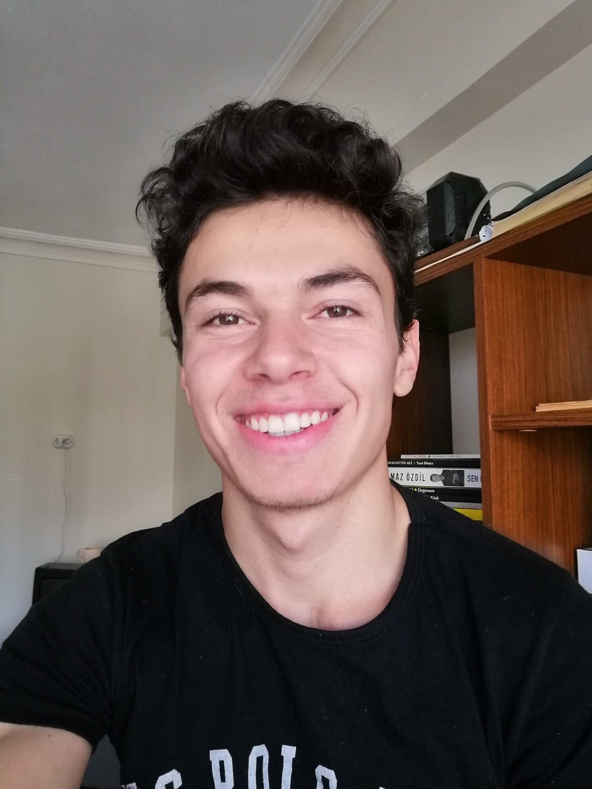 Emreyildirimbro – Medium