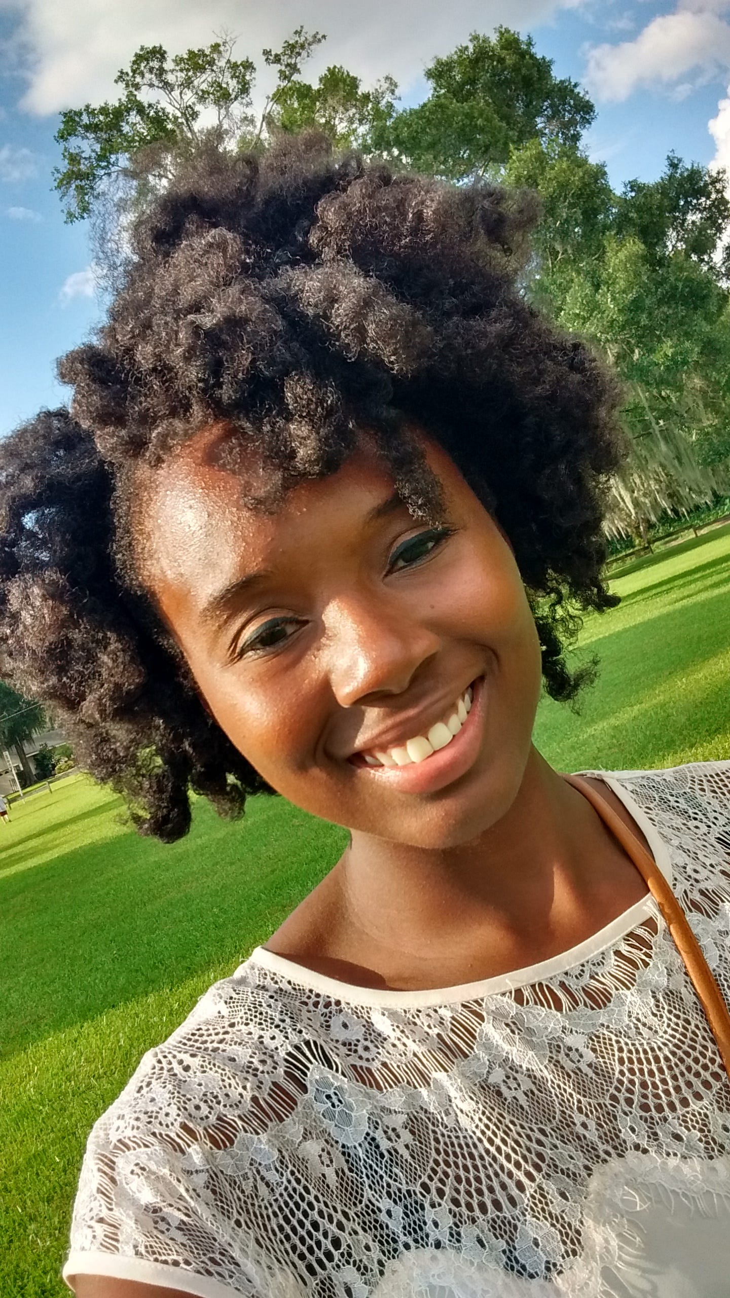Janine Fils – Medium