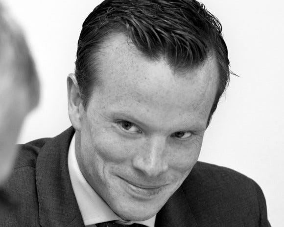 Barry Sweeney – Medium