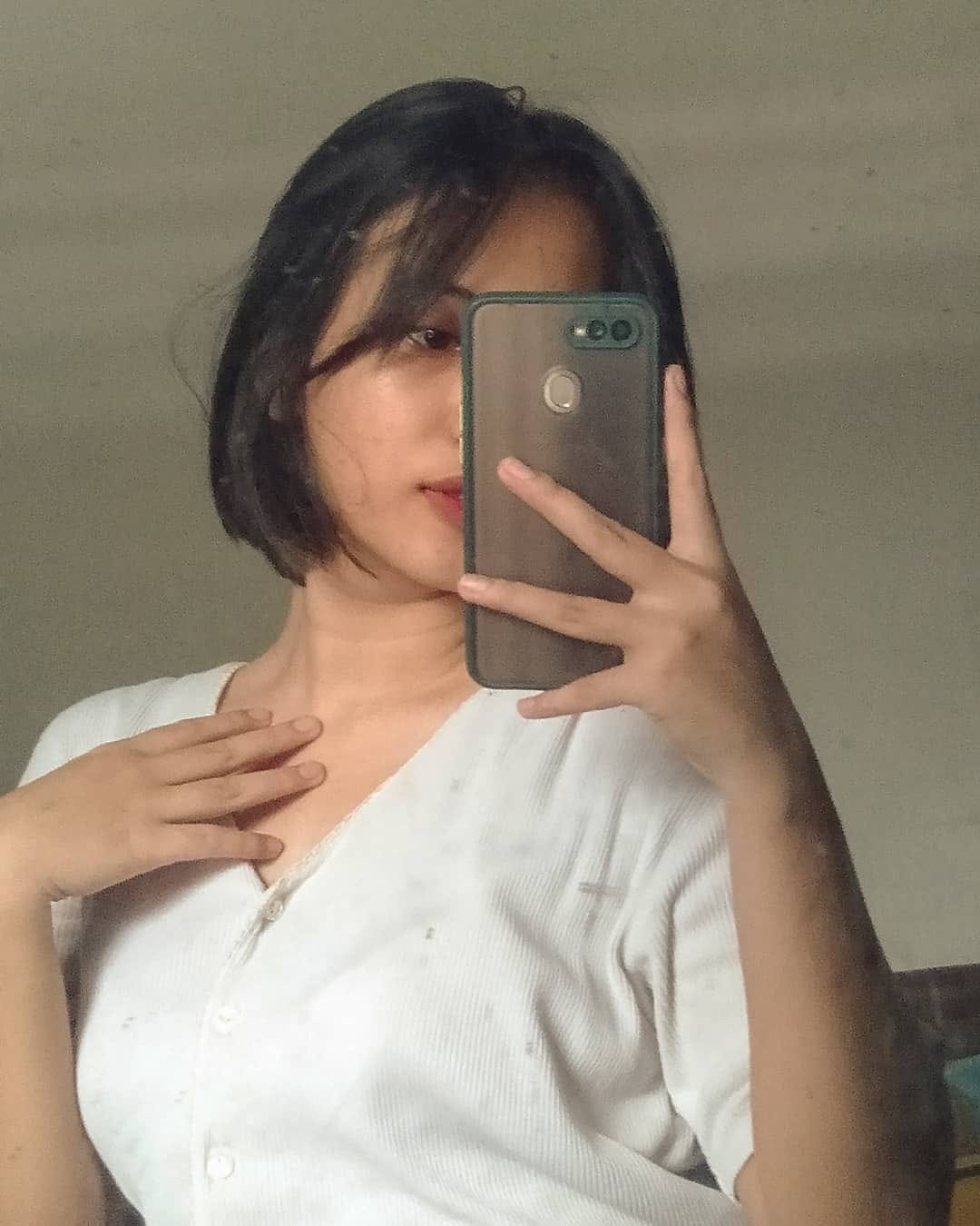 bunga maharani – Medium