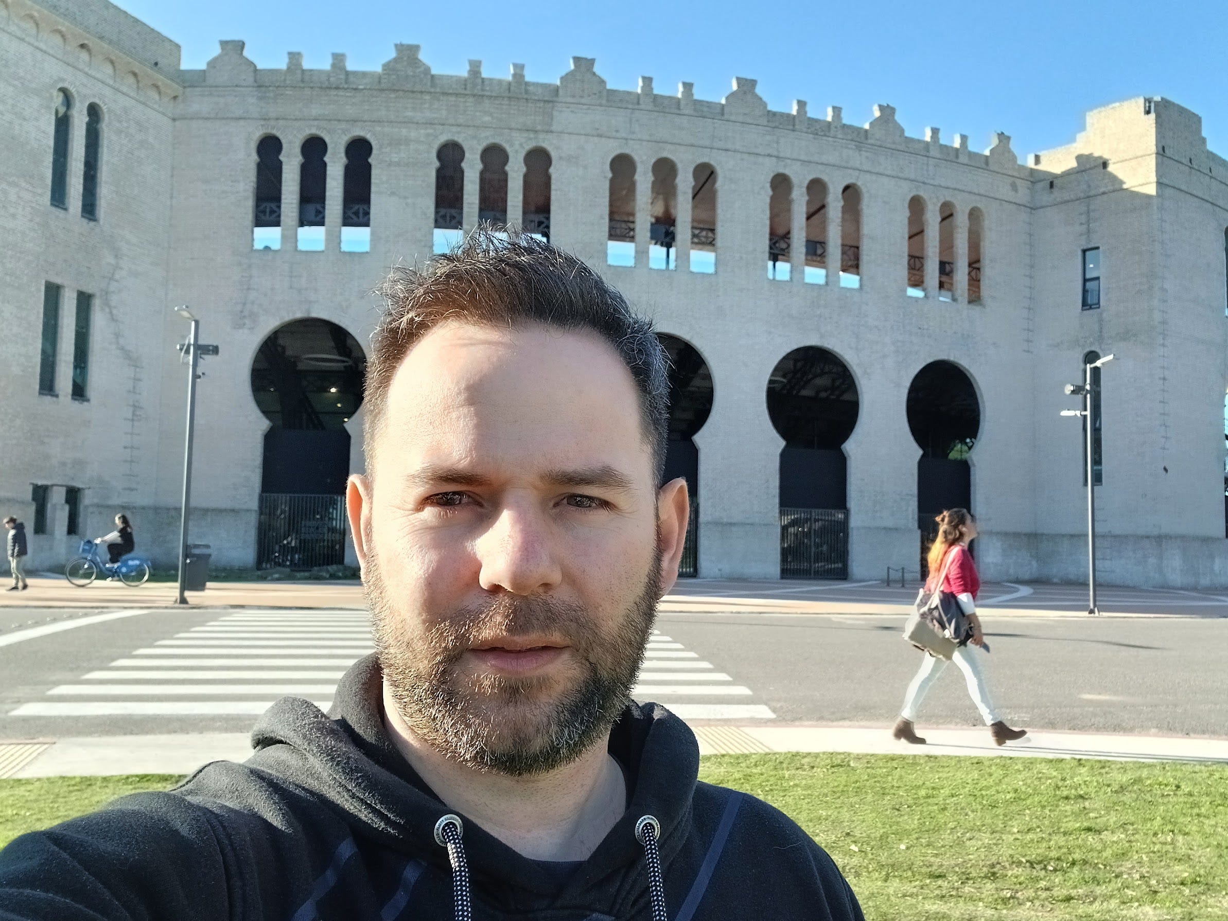 Andy Fernandez – Medium