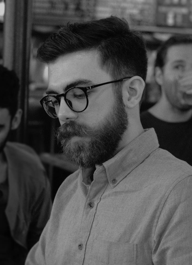 Austin Edwards – Medium