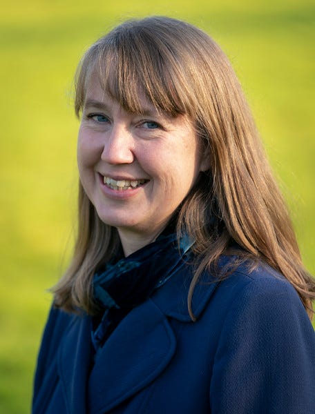 Anna da Silva – Medium