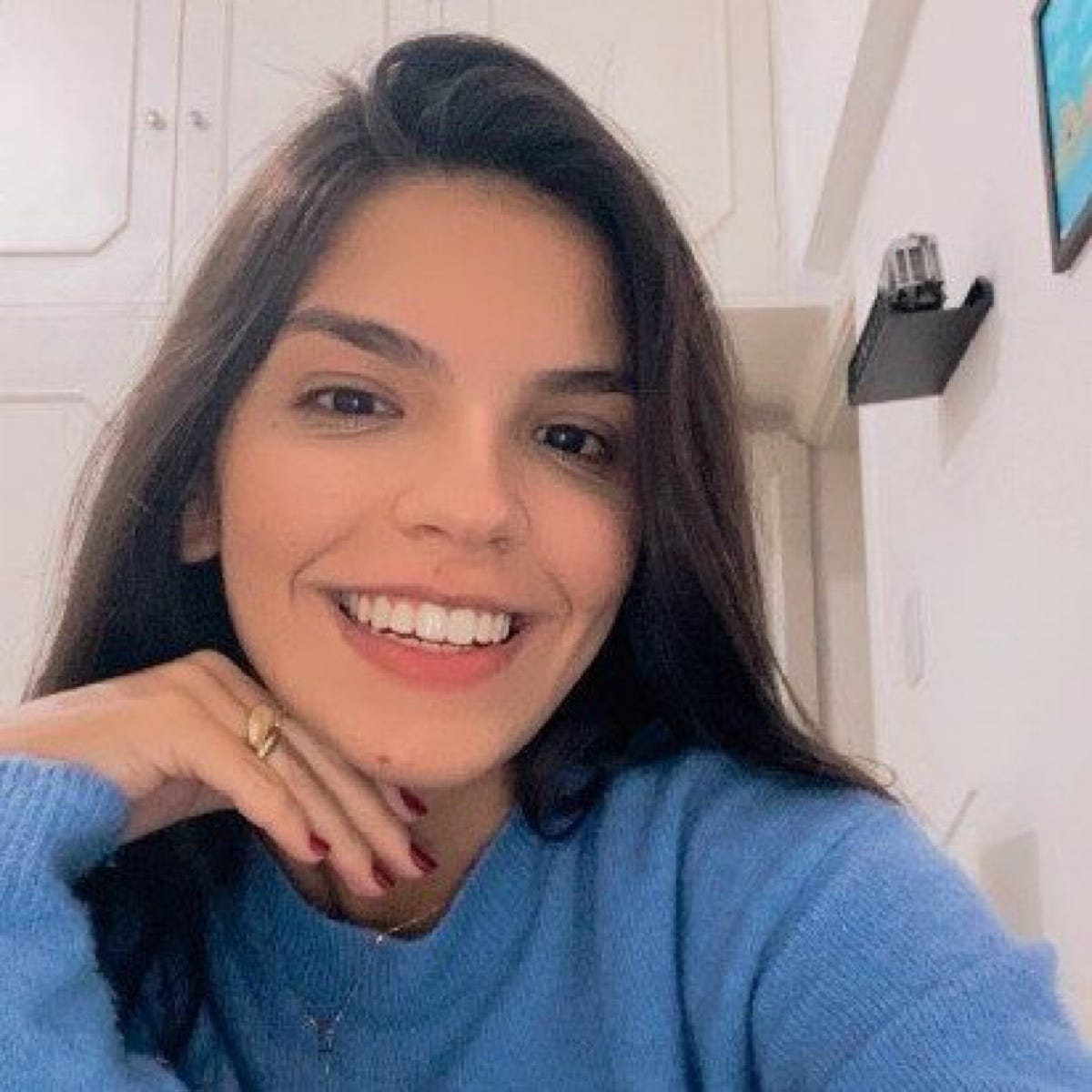 Isabela Eugenio – Medium