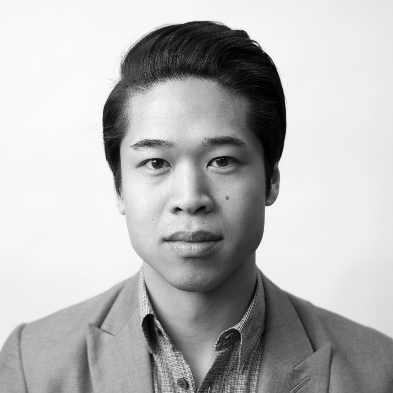 Alexander Louie – Medium