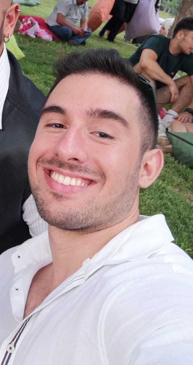 Osman Deniz Savaş – Medium
