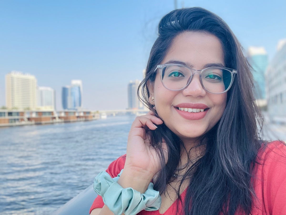 Amna Rafiq Mughal – Medium