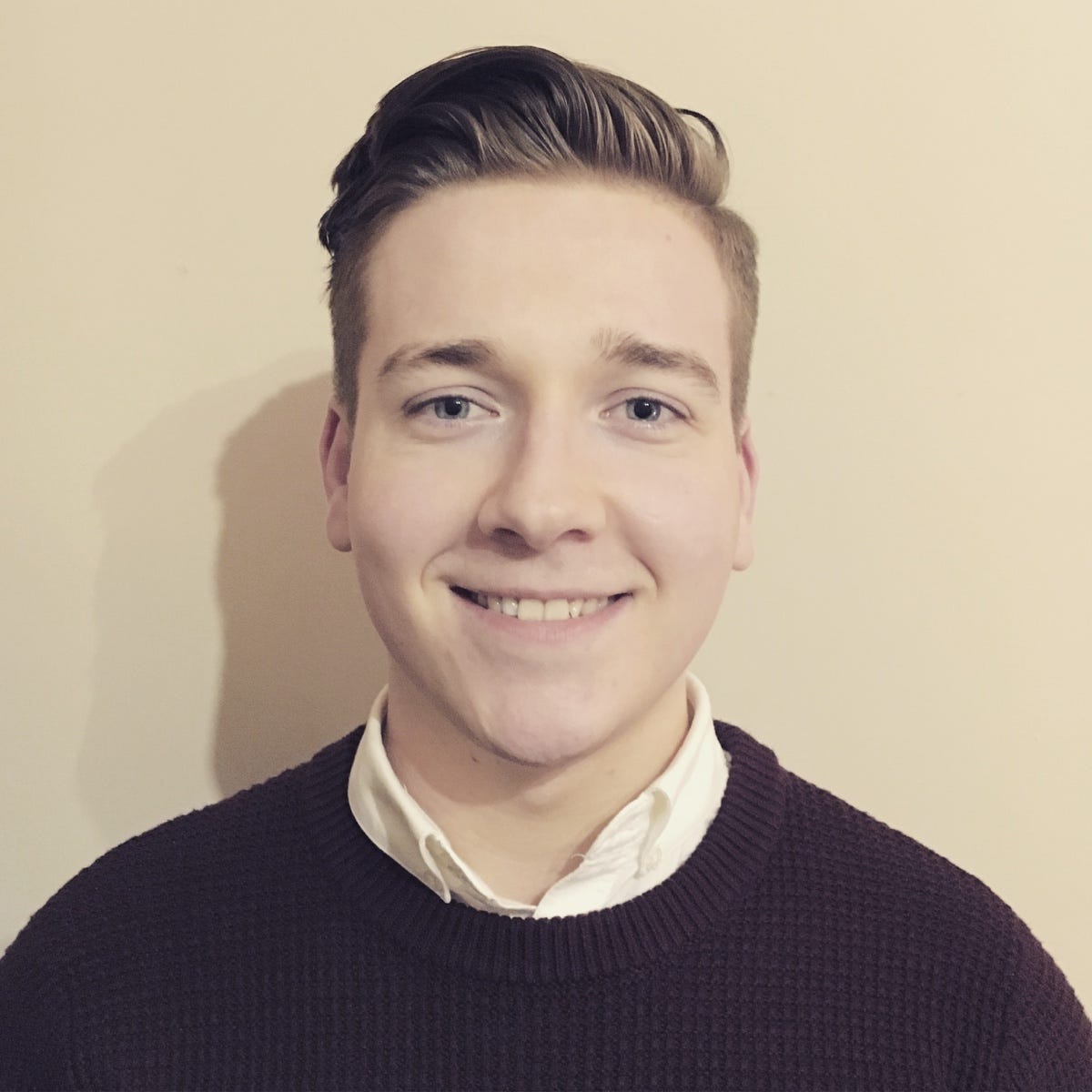 Aaron Daly – Medium