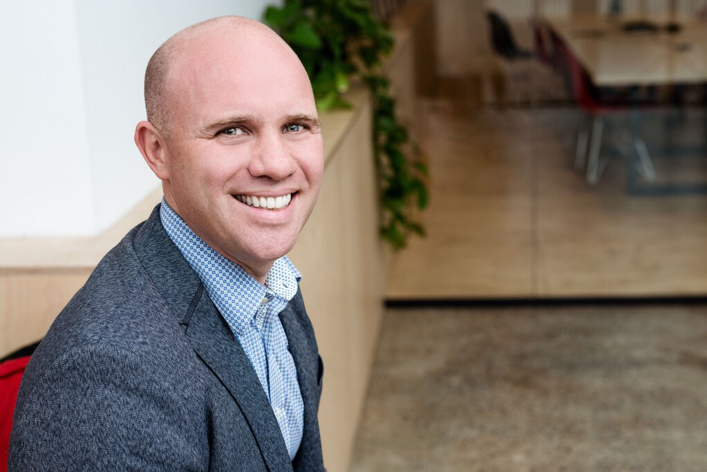Mark Oliver – Medium