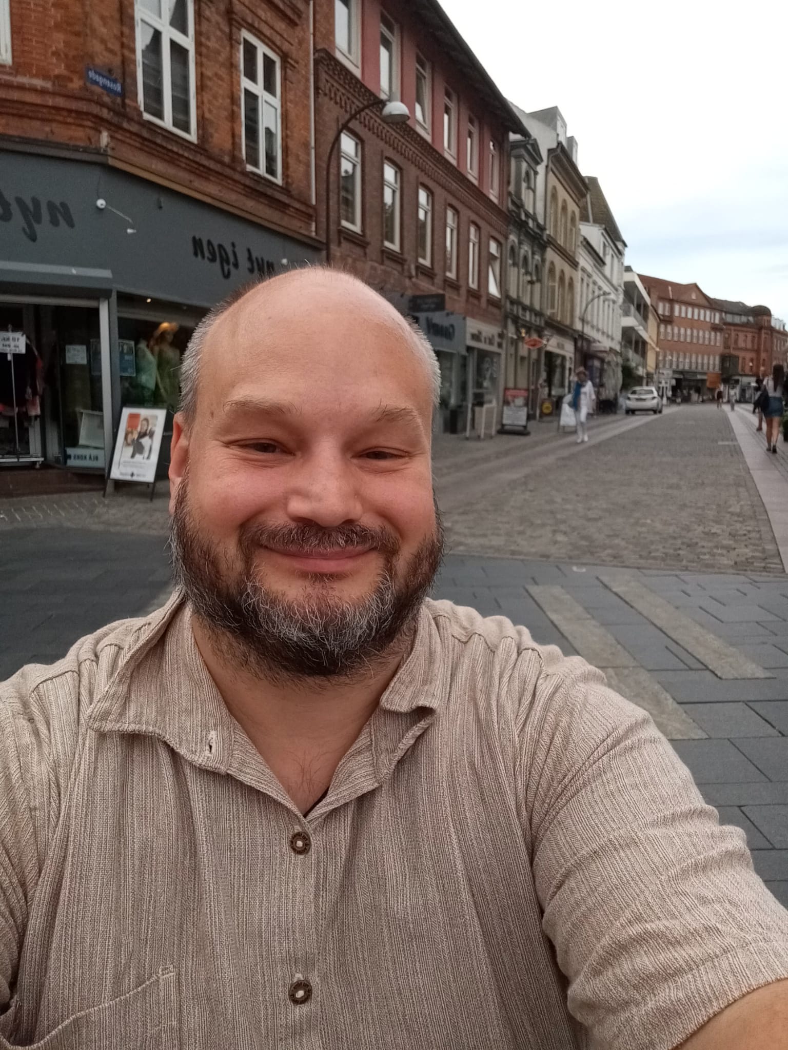 Alexander Benesch, educator, and writer – Medium