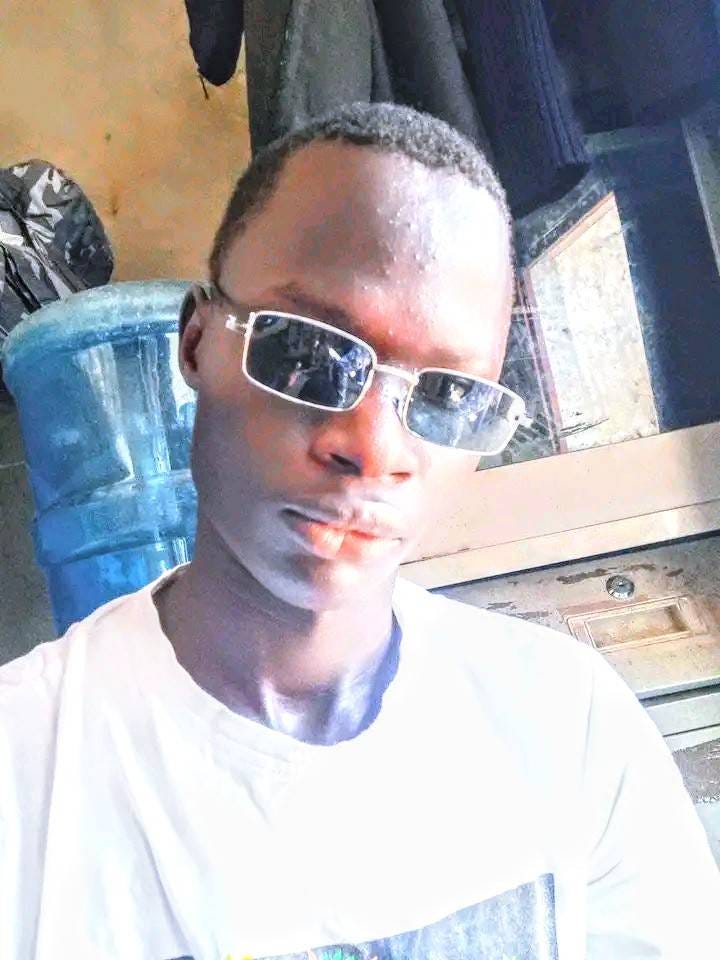 Moses Oyet David – Medium