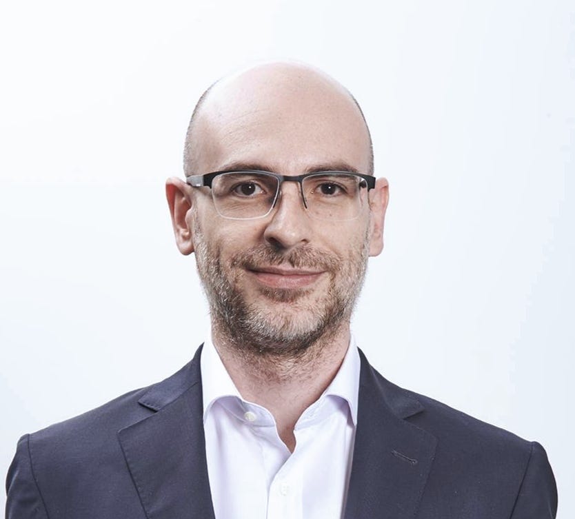 Sergio Gonzalez – Medium