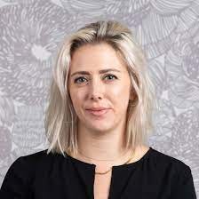 Elspeth Velten – Medium