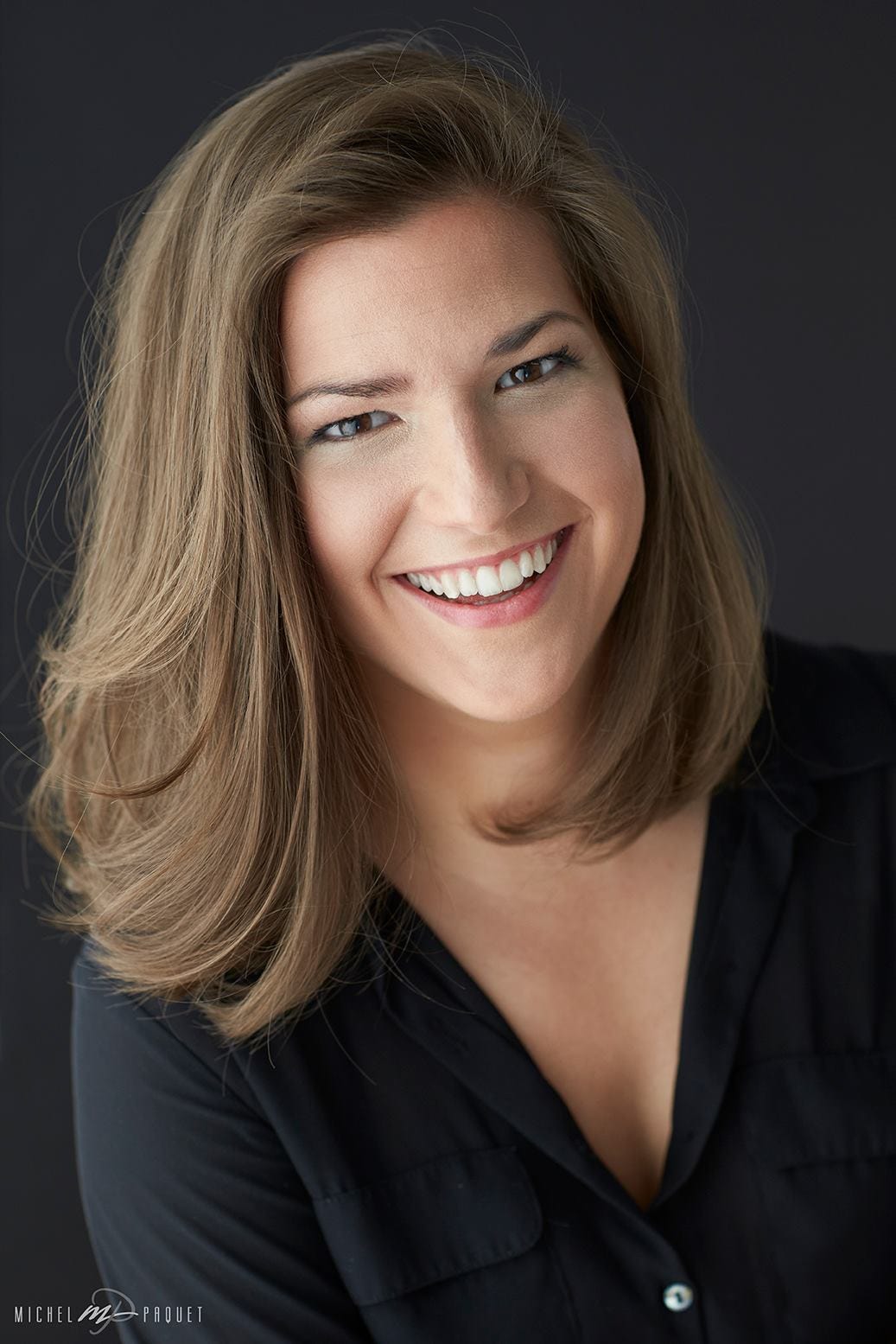 Alexandra Larochelle – Medium