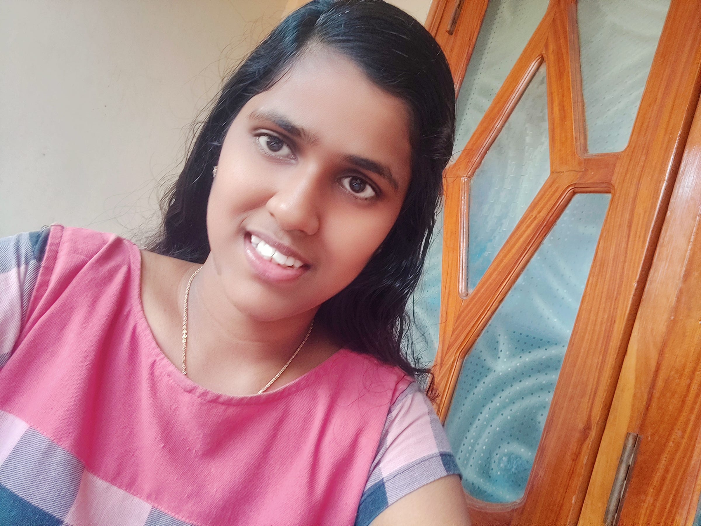 Yalini Kathirgamanathan – Medium