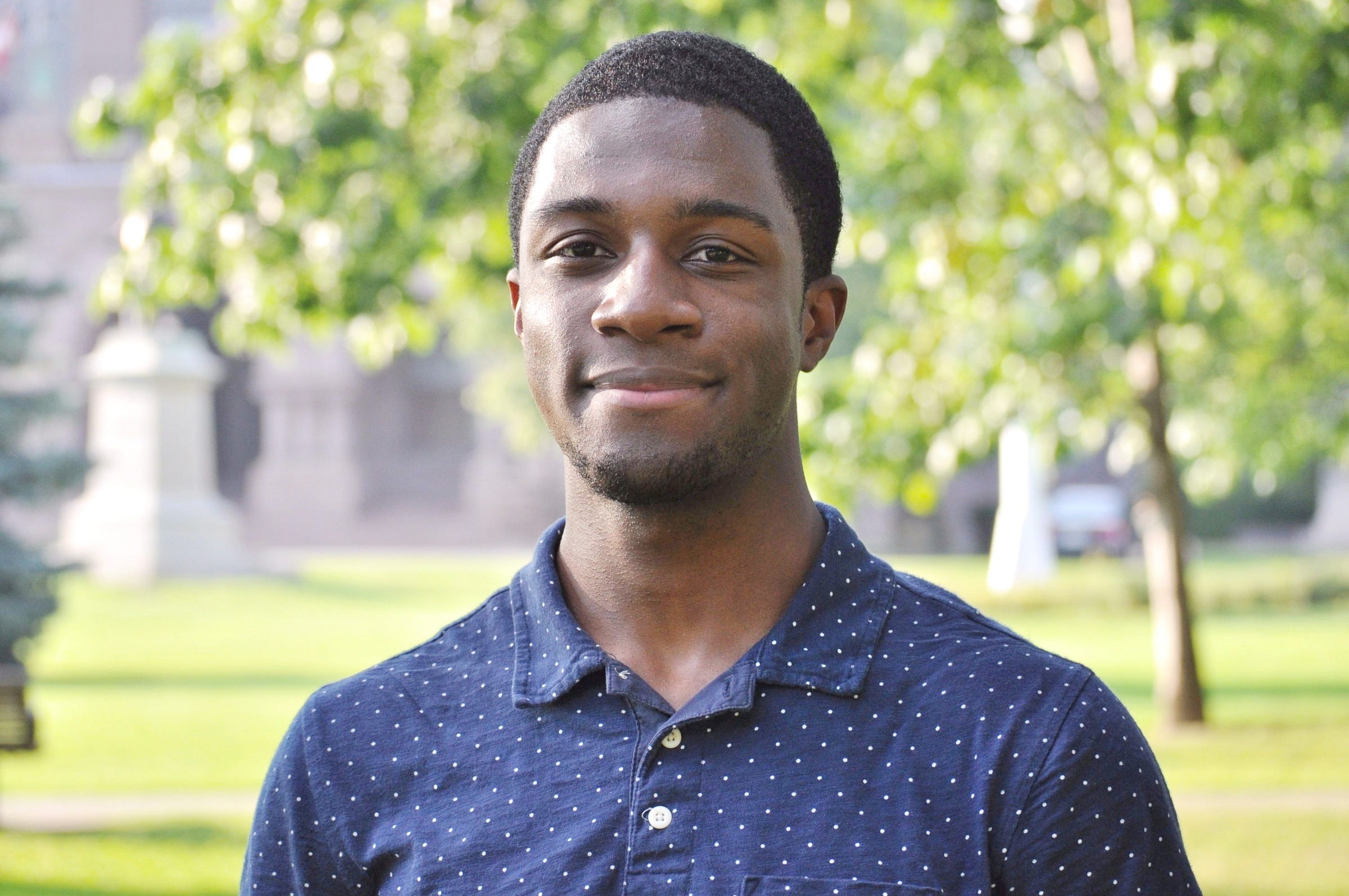 Alex Adusei – Medium