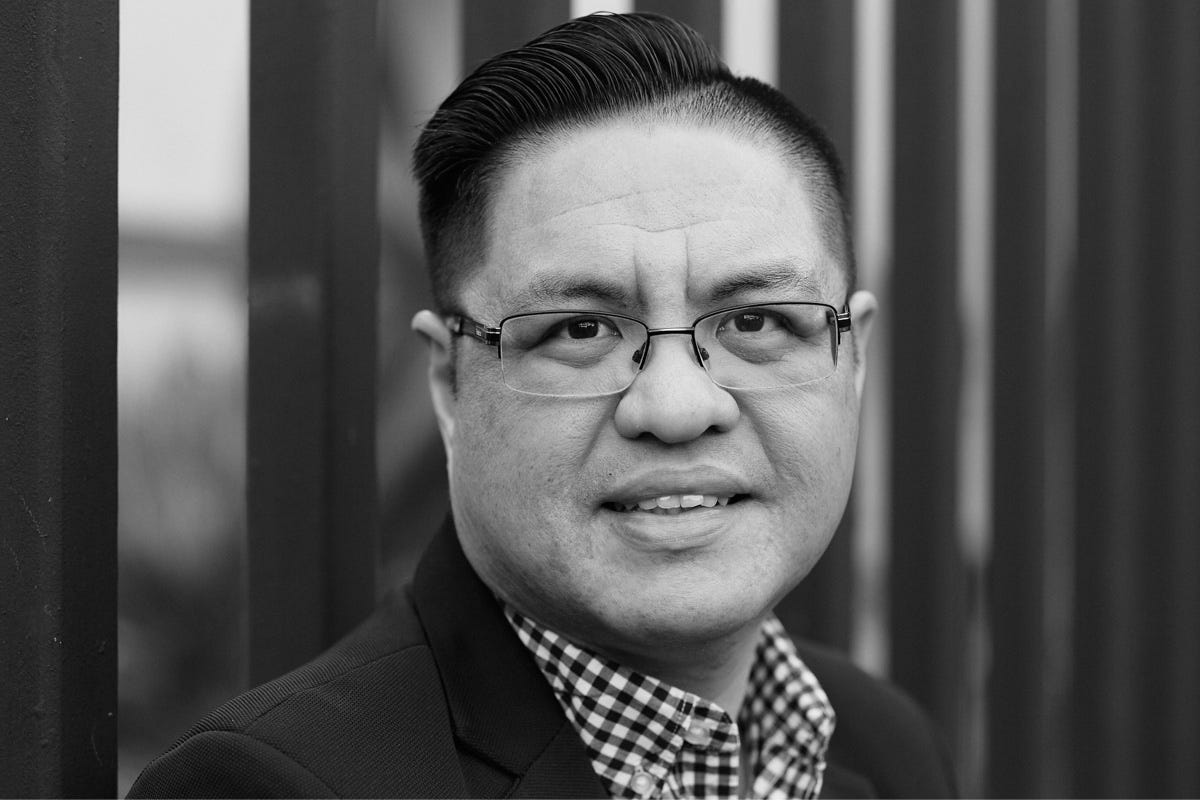 Julius Alejandro – Medium