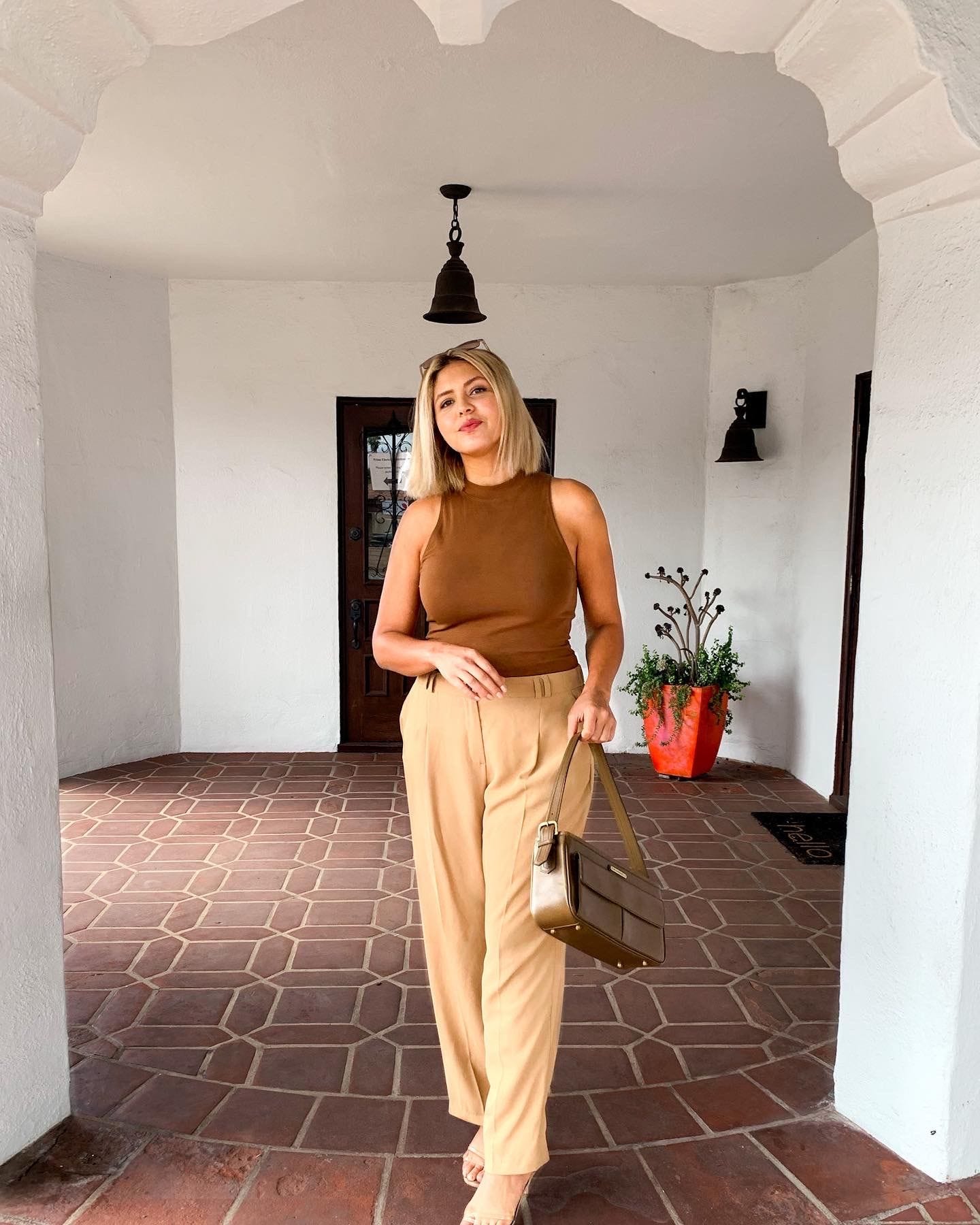 Kaila Uli – Medium