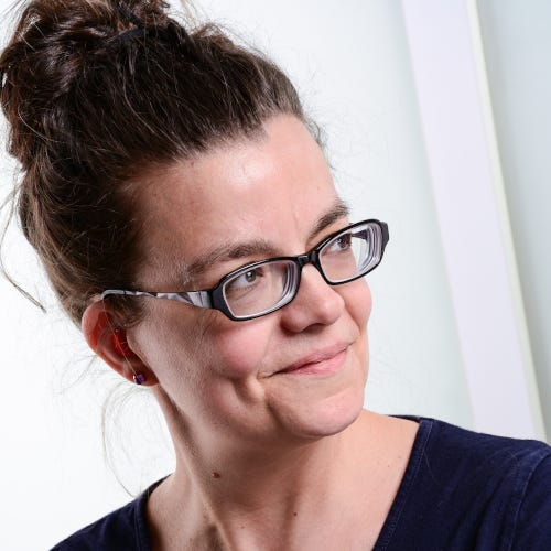 Katja Bell – Medium