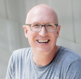 Eric Currie – Medium