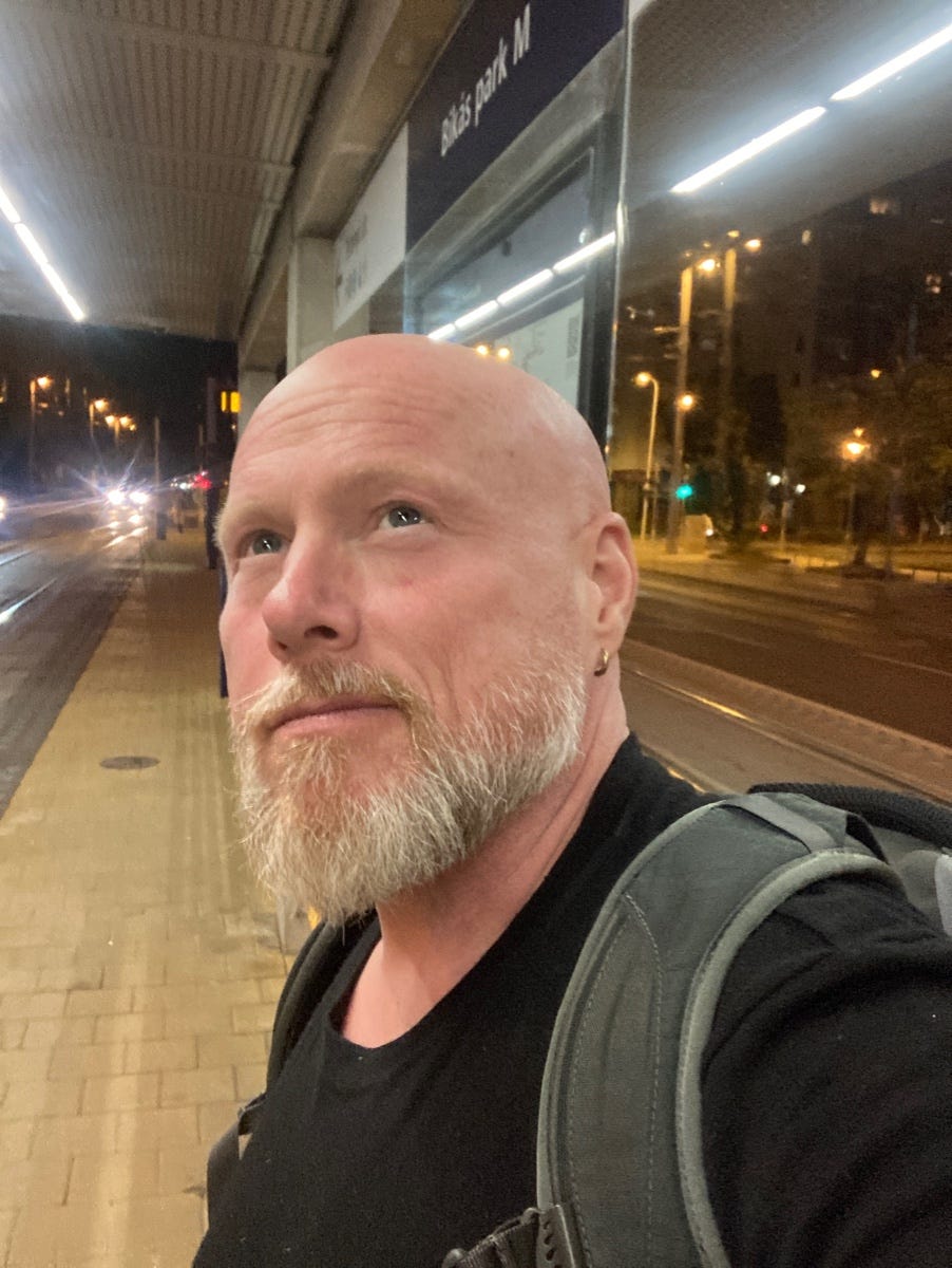 Eric Williamson – Medium