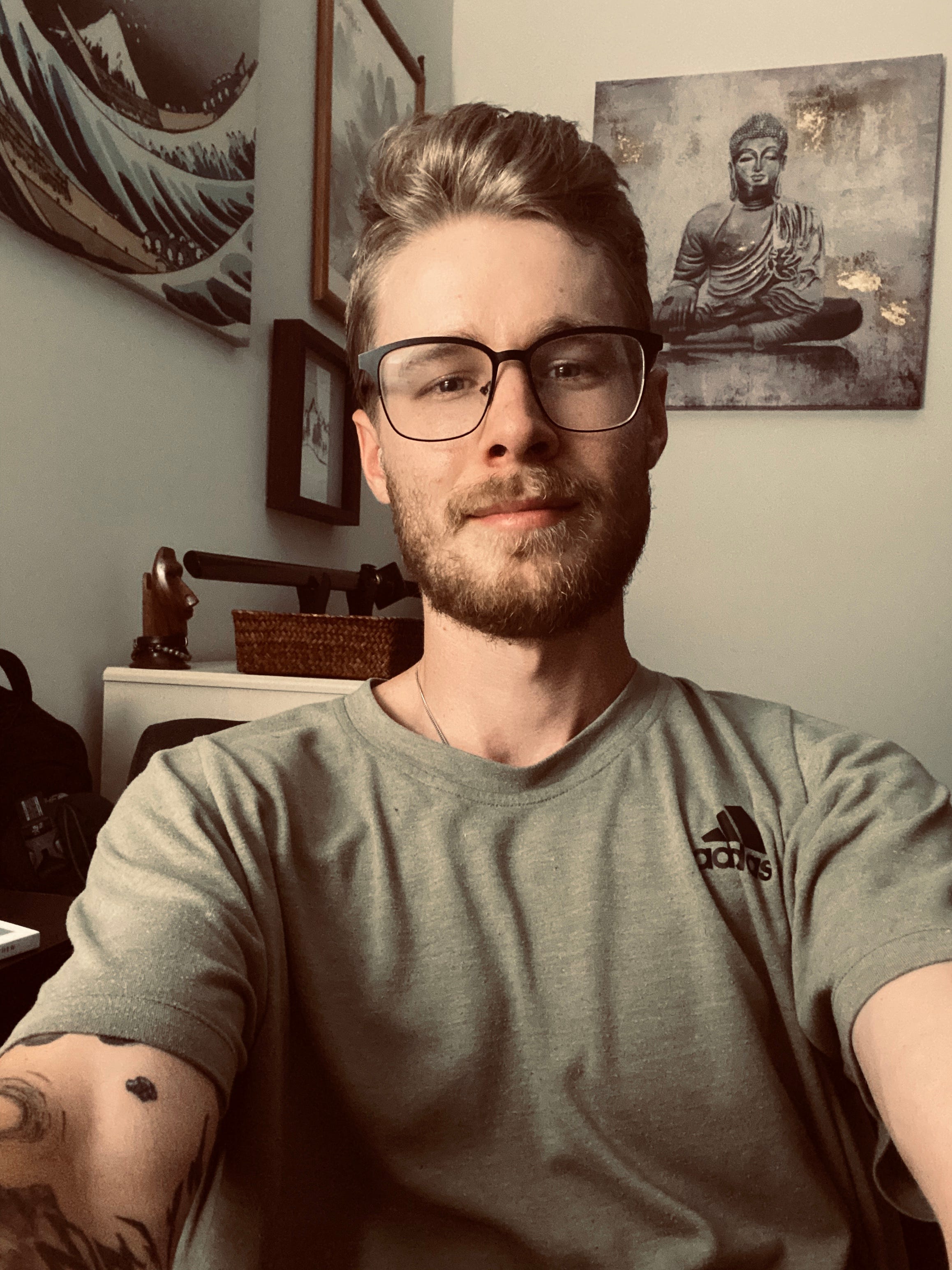 Corey Moore – Medium