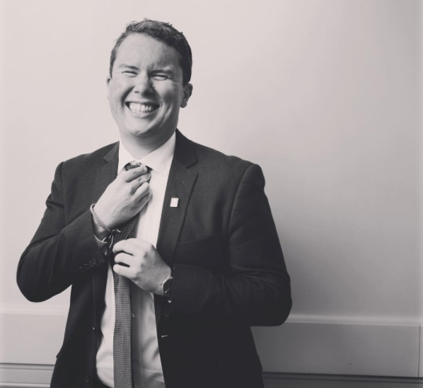 Jonathan Rice – Medium
