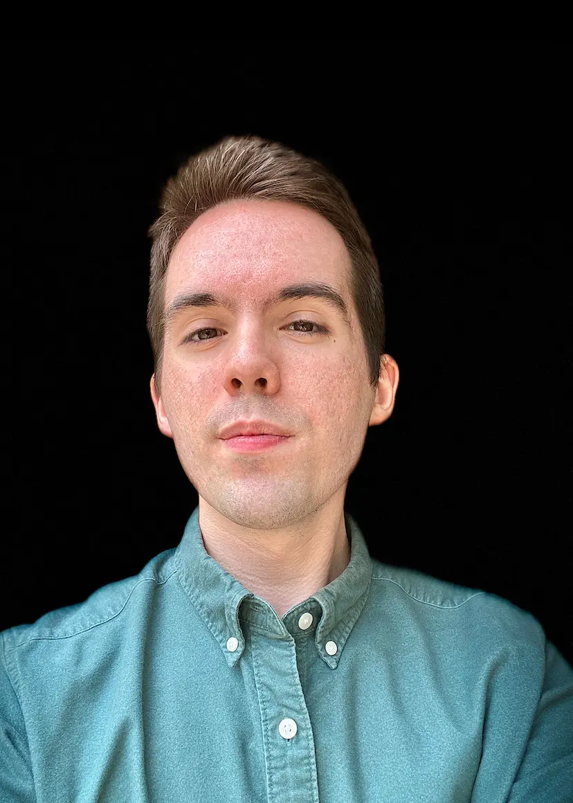 Riley Brickman – Medium