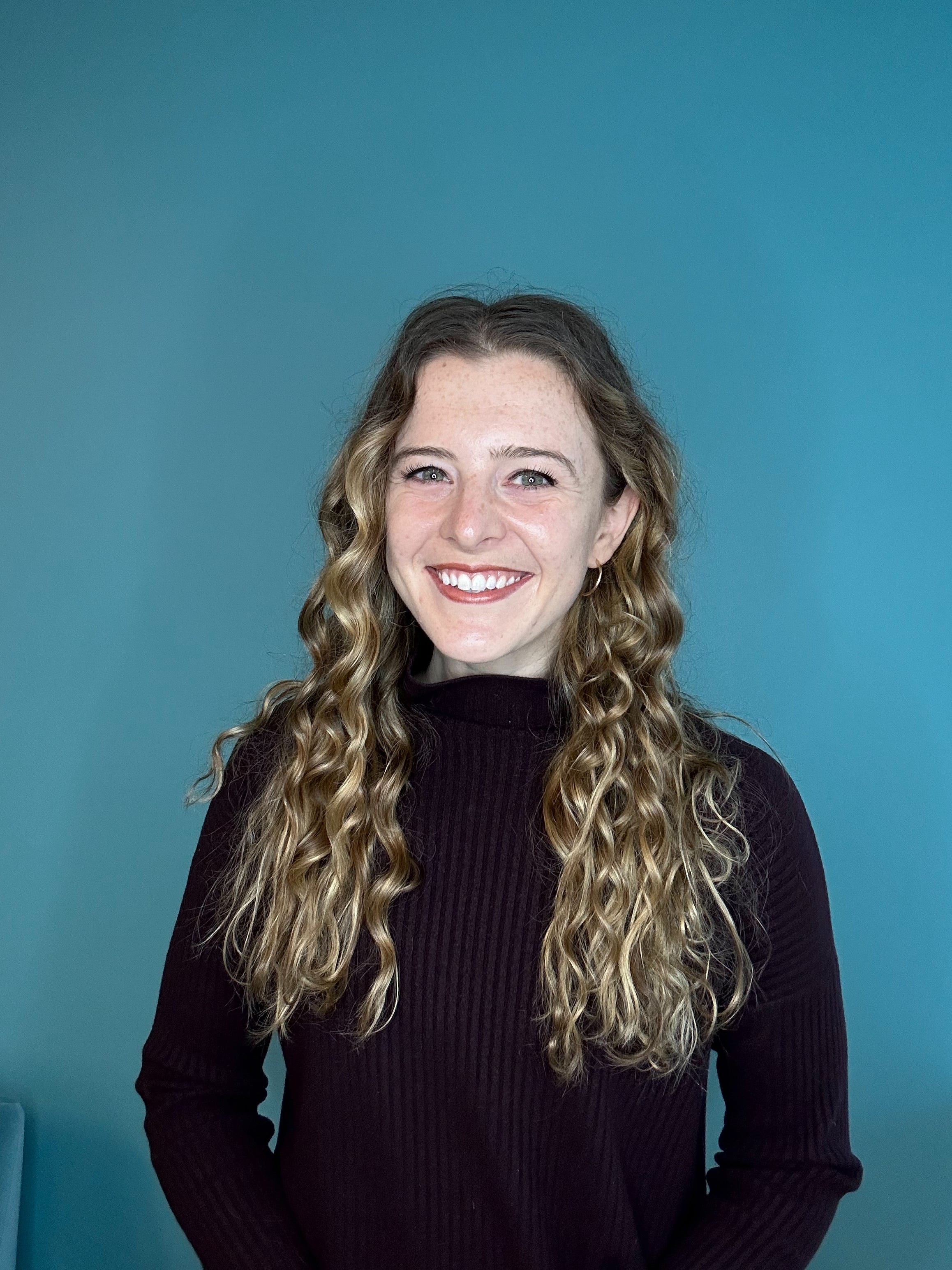 Riley Dean – Medium