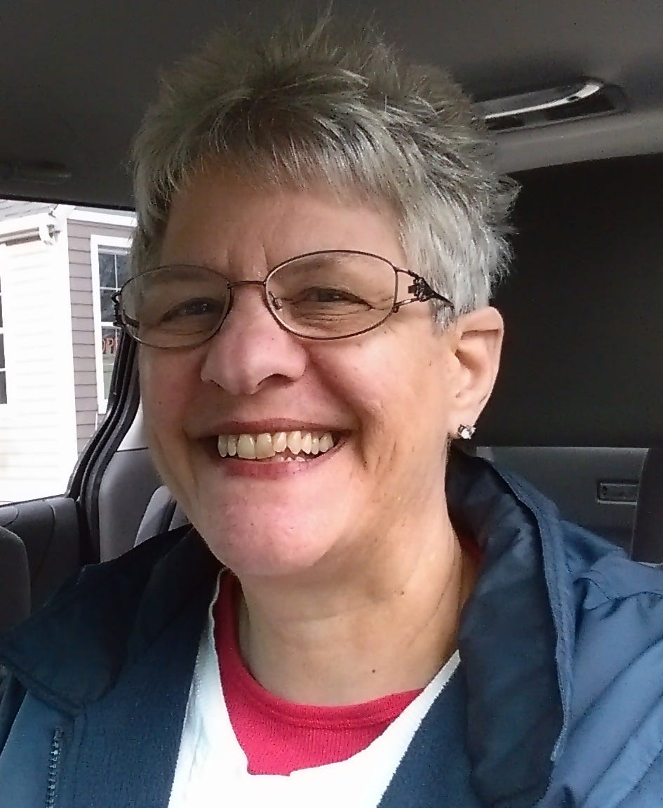 Rachel Hockett – Medium