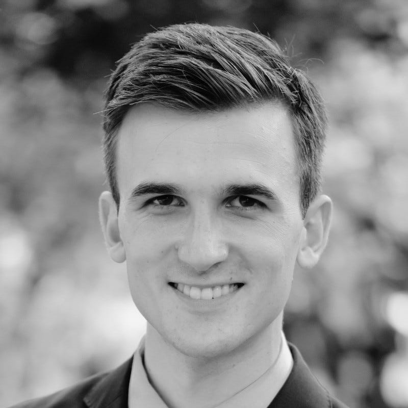 Milos Vuckovic – Medium