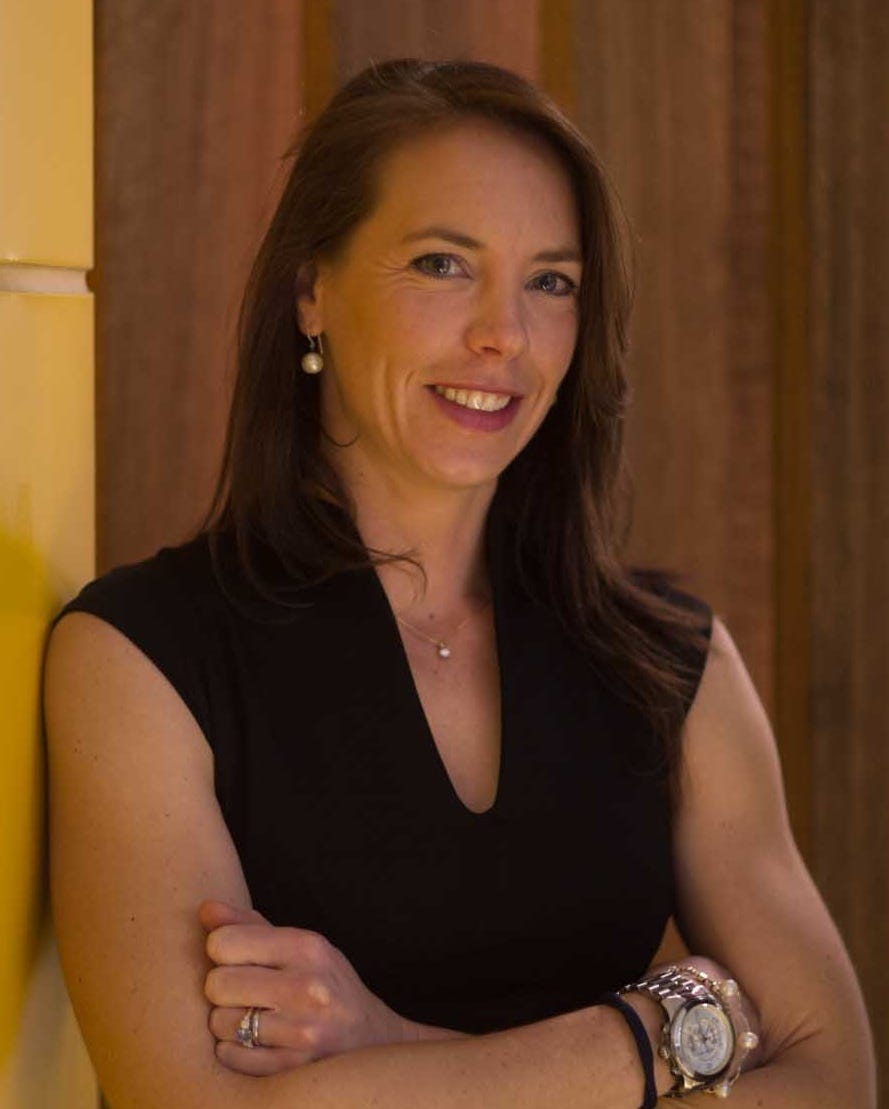 Nina Anderson – Medium