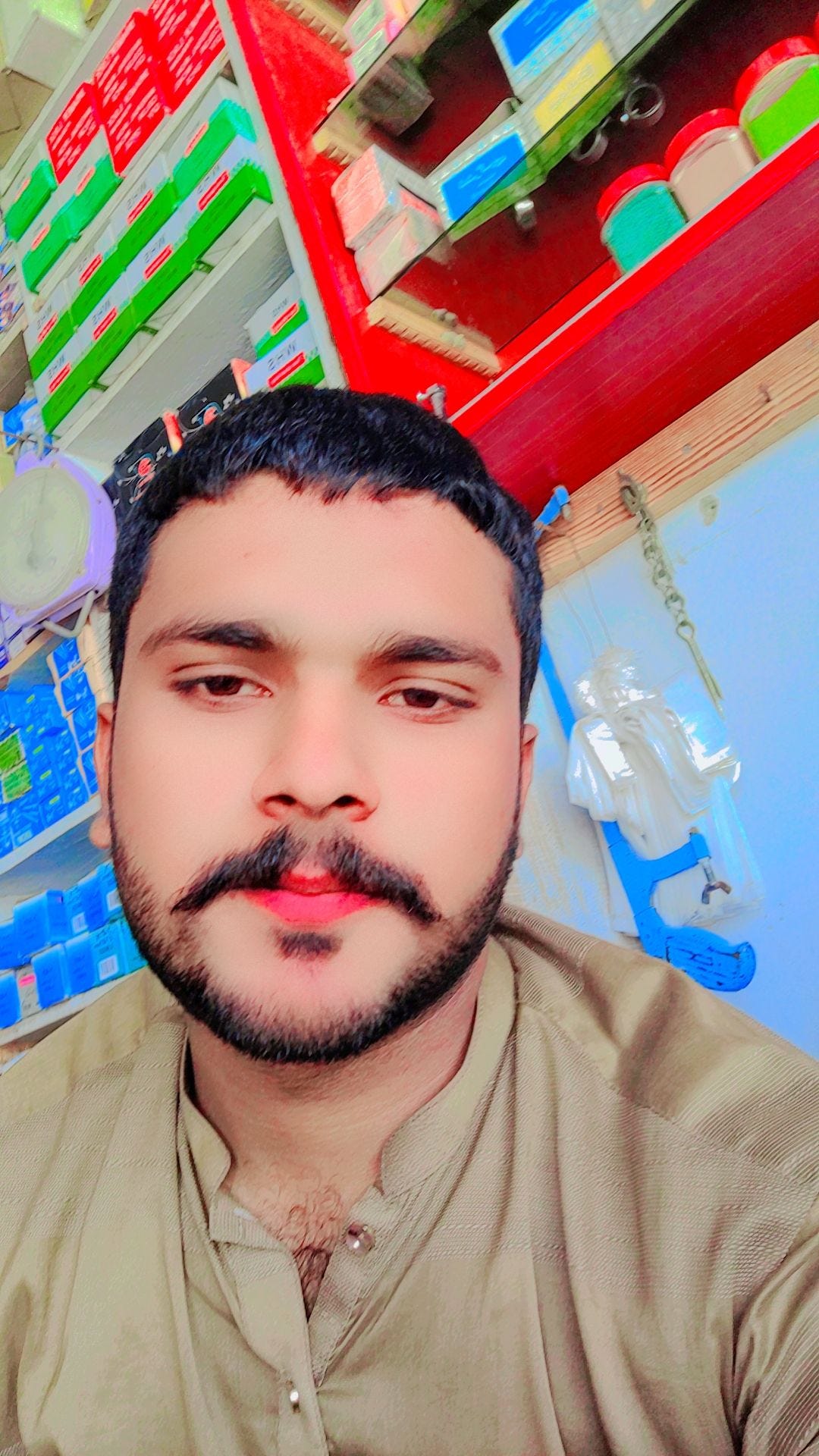 Malik Hamza – Medium