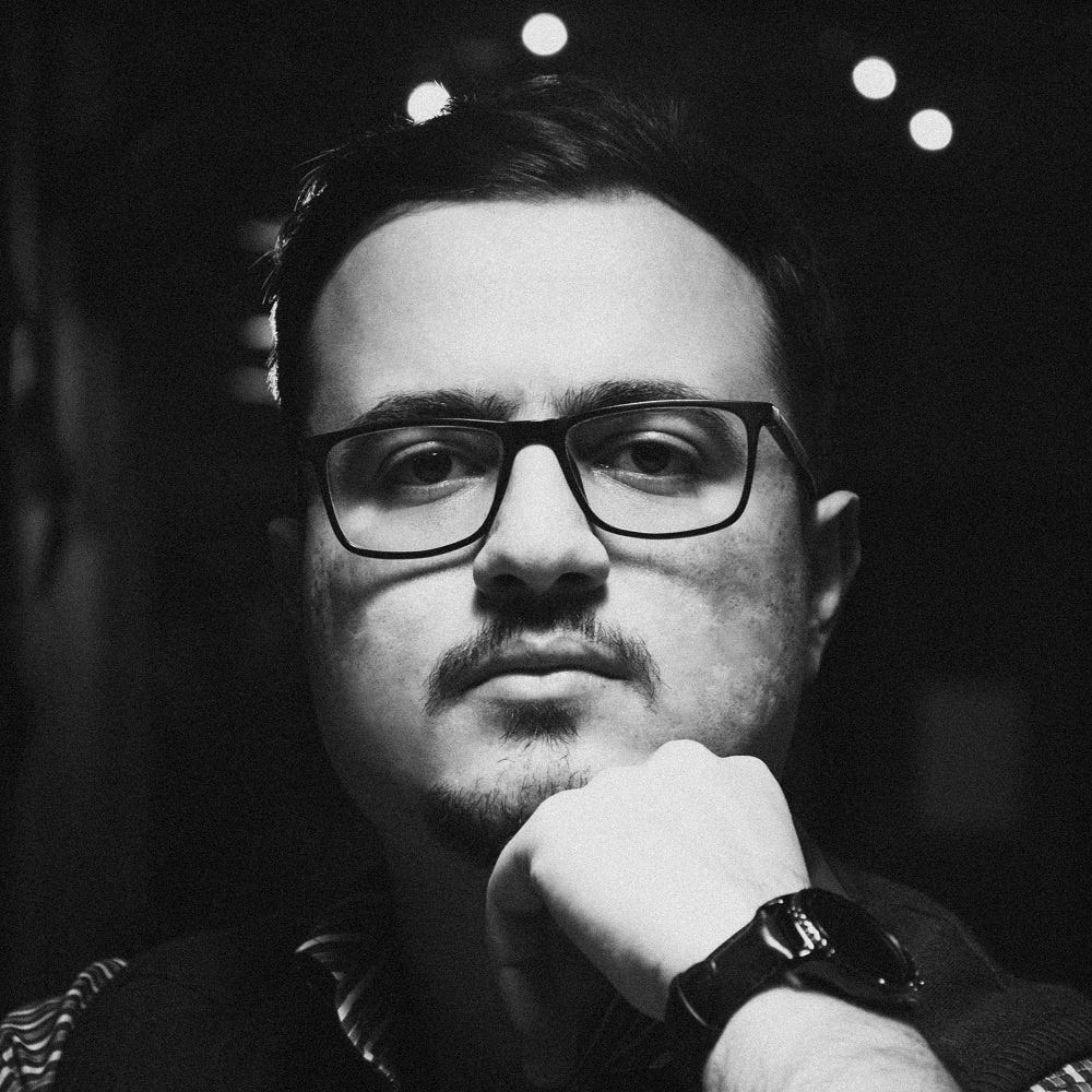 Arash Hatami – Medium