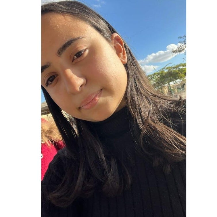 Helana Nady – Medium