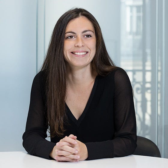 Elise Stern – Medium