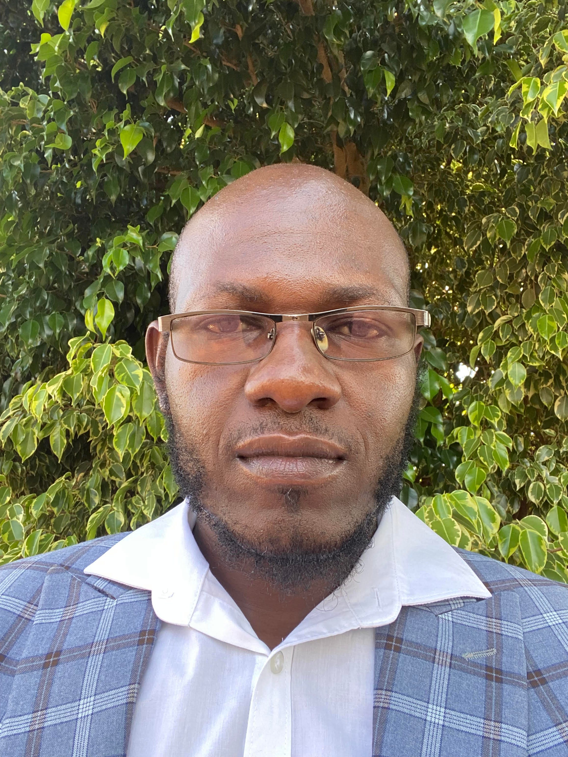 Norman Gwangwava – Medium