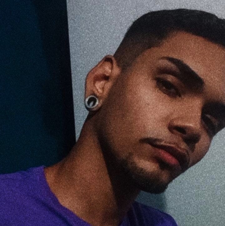 Luan Oliveira – Medium