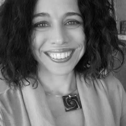 Tara Kelly – Medium