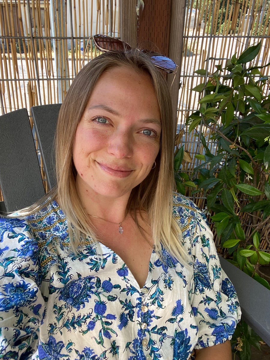 Lily Gabrielle – Medium