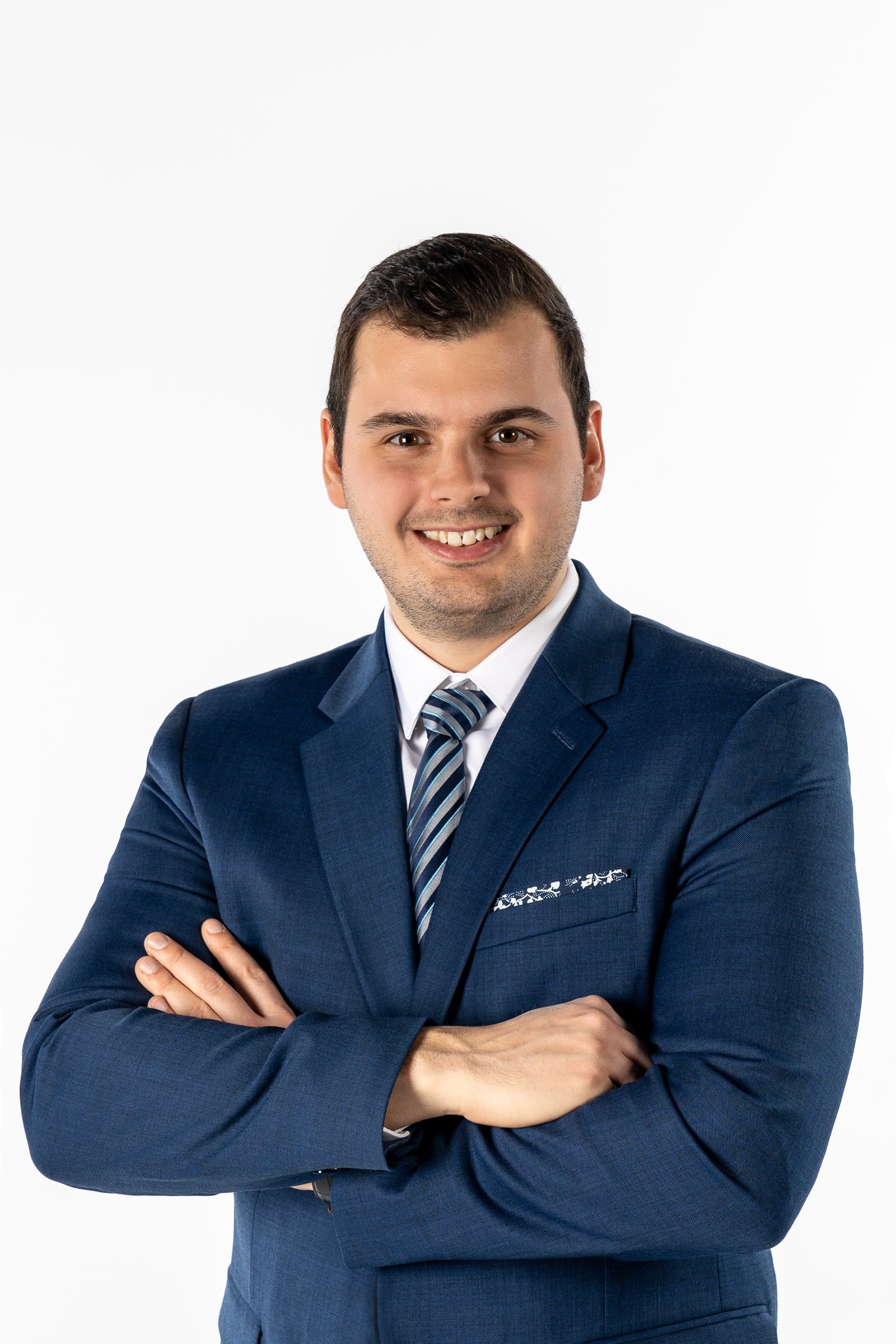 Jonathan Roy – Medium