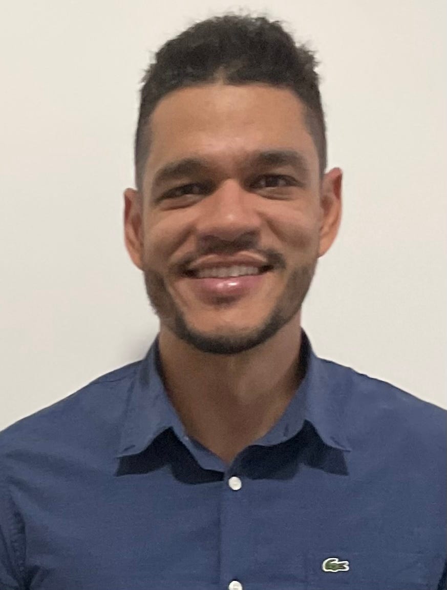 Desilio Neto – Medium