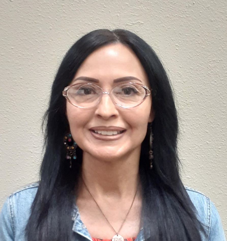 Angela Simon – Medium