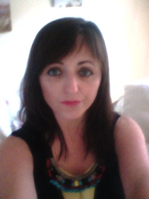 Louise Jones – Medium