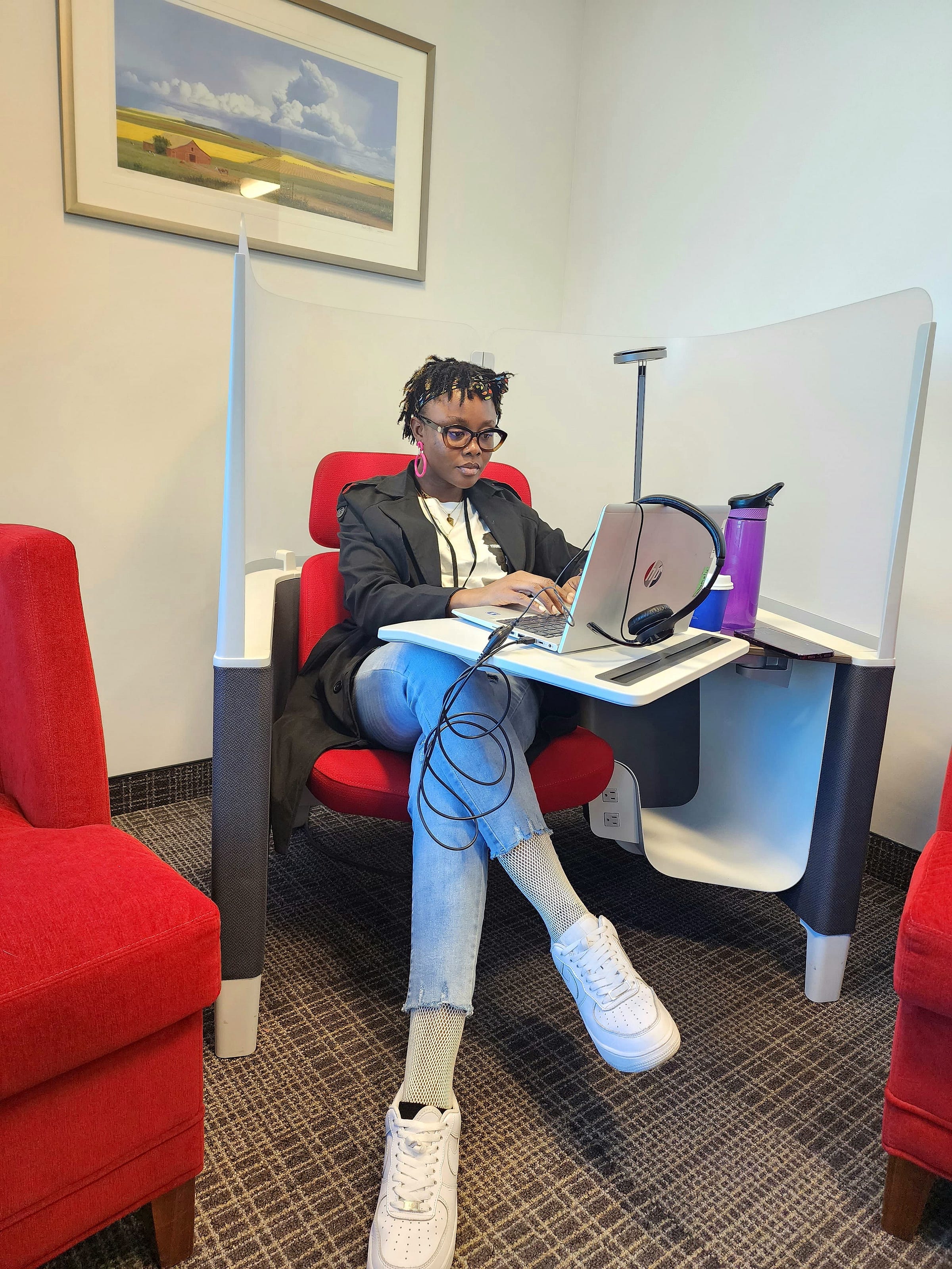 Elumelu Sabina – Medium
