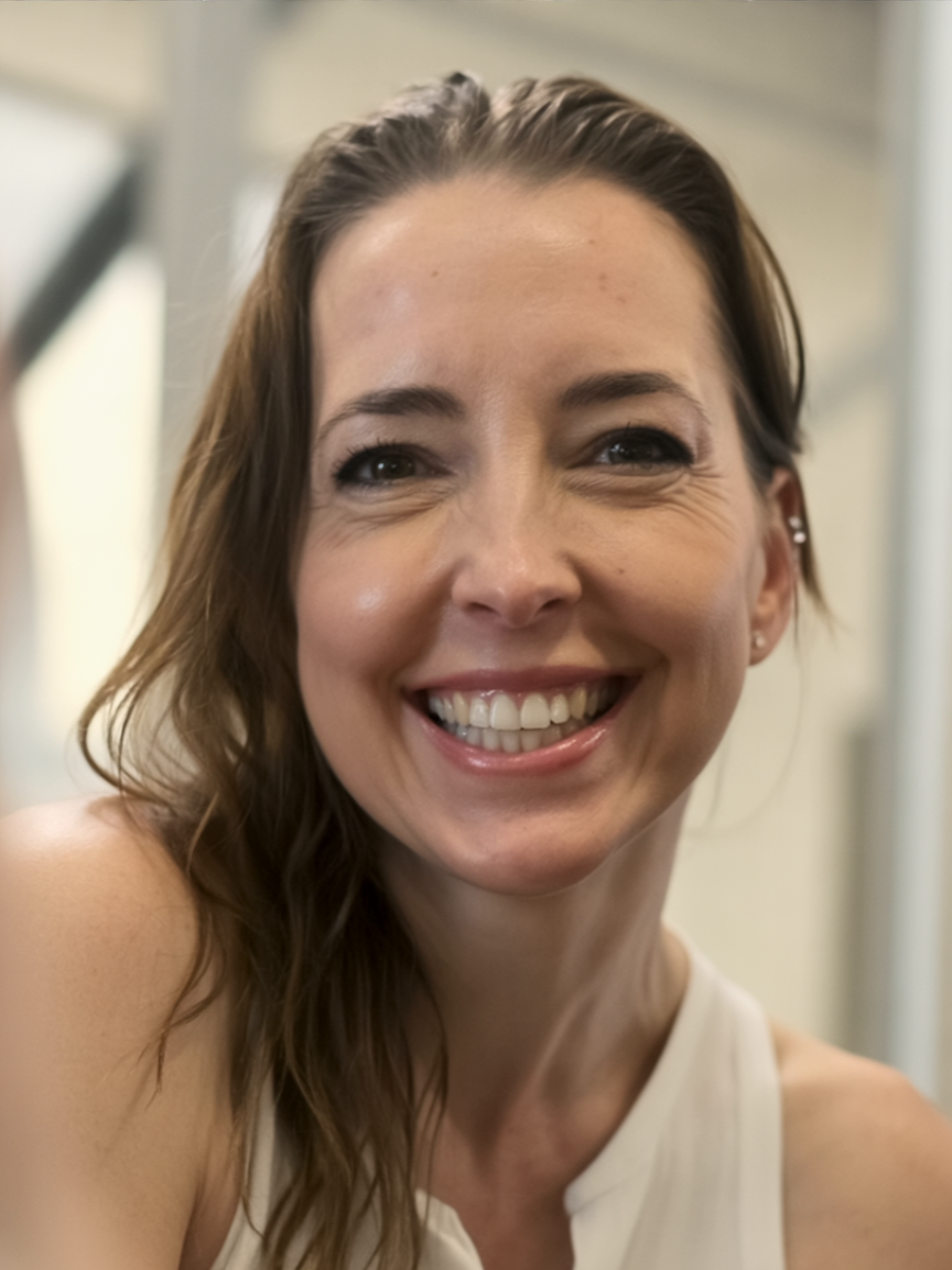 Cassie Uptmore – Medium