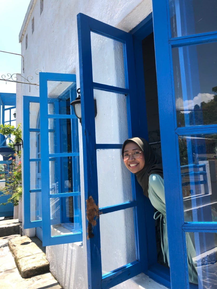 Lutfia Salsabila – Medium