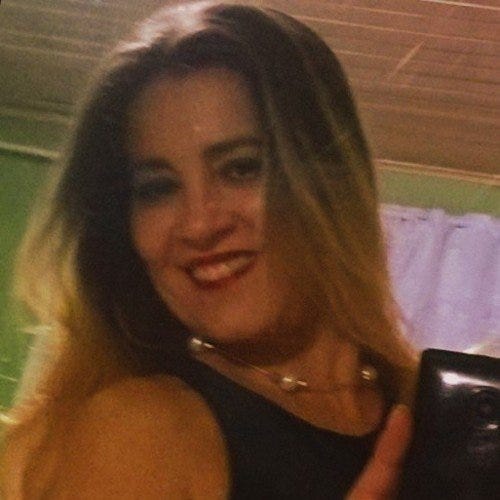 Rose Beatriz Dias – Medium
