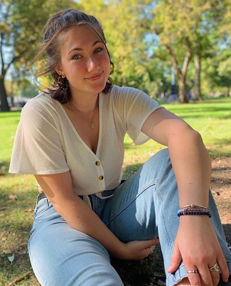 Emma Donovan – Medium