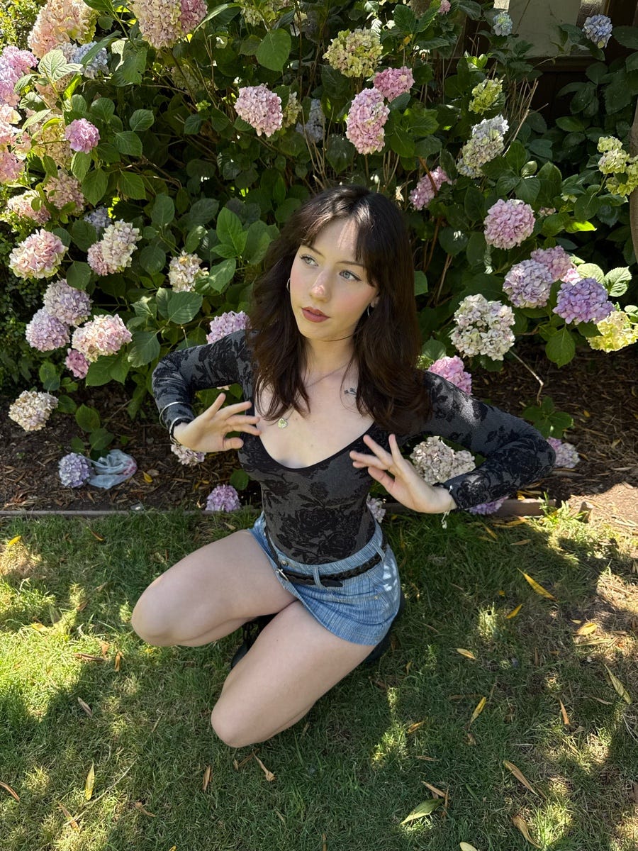 Tabitha Bladen – Medium